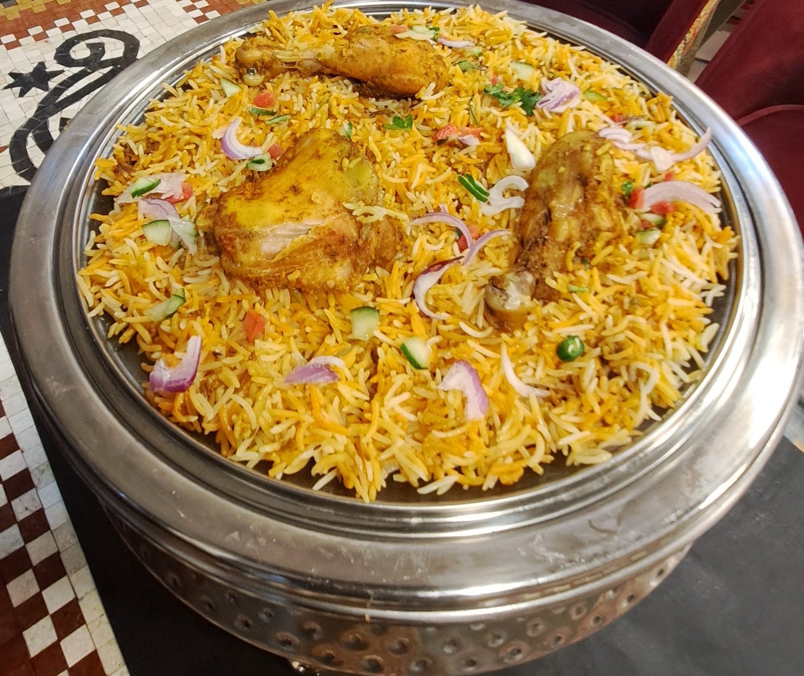 10 Kg Chicken & 10 Kg Rice Biryani Daig in Buffet – Dumpukht Biryani
